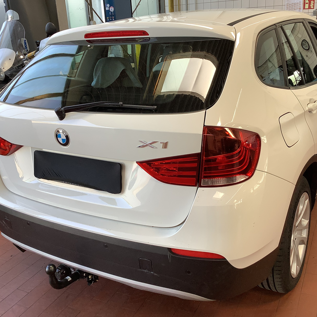 BMW X1 AUTO-HAK dragkrok avtagbar inkl. 7 polig elsats - årsmodell 03. ...