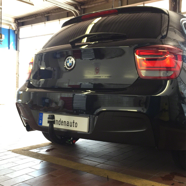 Westfalia dragkrok avtagbar - BMW 1 årsmodell 07.11-06.19 | RAMEDER