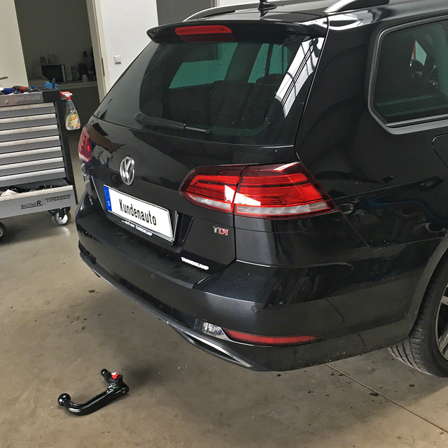 VW GOLF VII Variant Oris dragkrok avtagbar inkl. 7 polig elsats ...